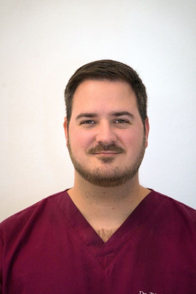 Munkatársaink - Alföldi Dental